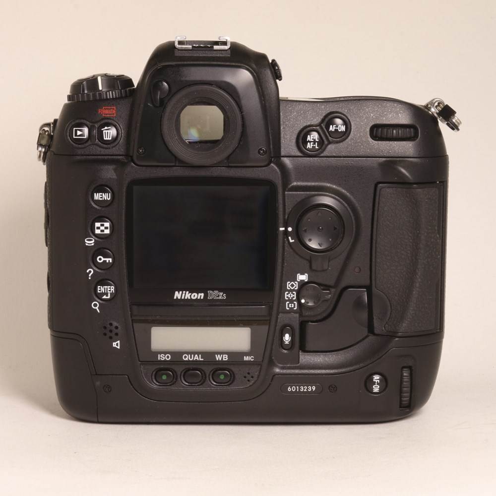 Used Nikon D2XS | Park Cameras